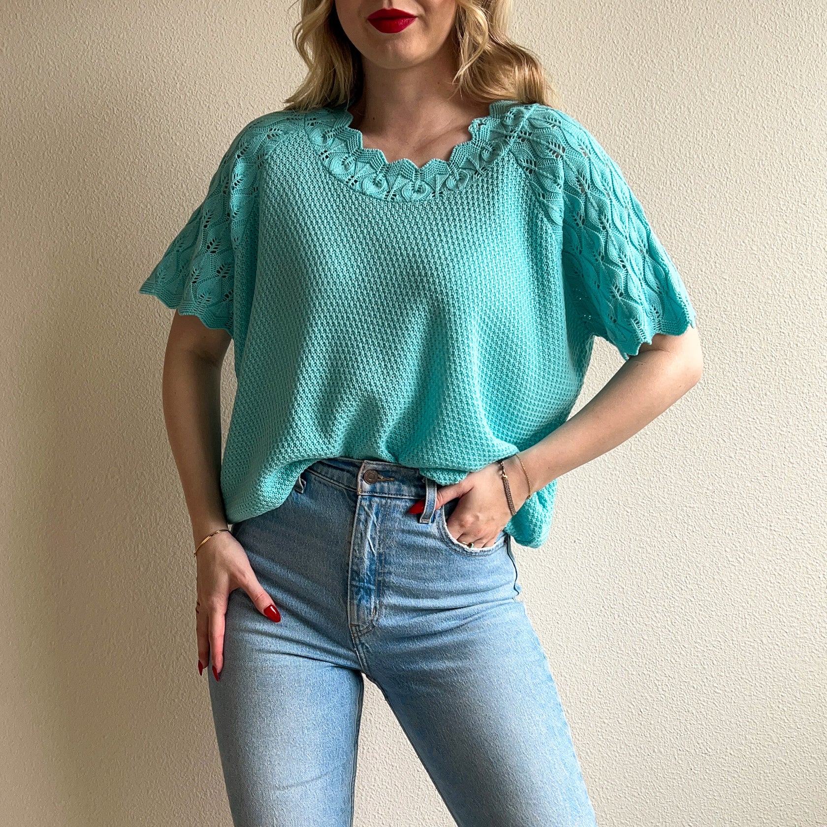 1980s Turquoise Sweater With Short Sleeves (L/XL) – Studio Gloria Vintage